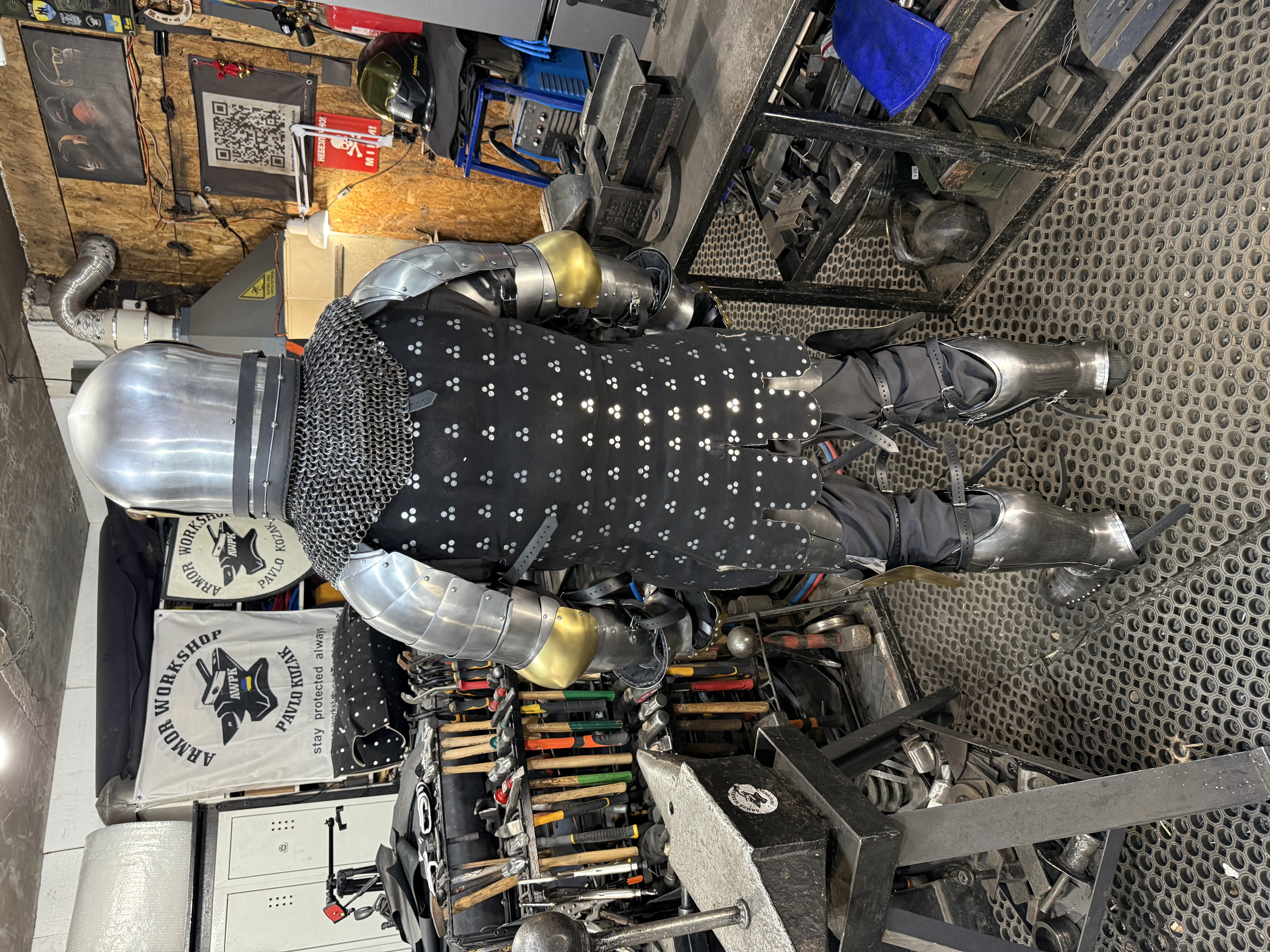 Full armor set “brass style”