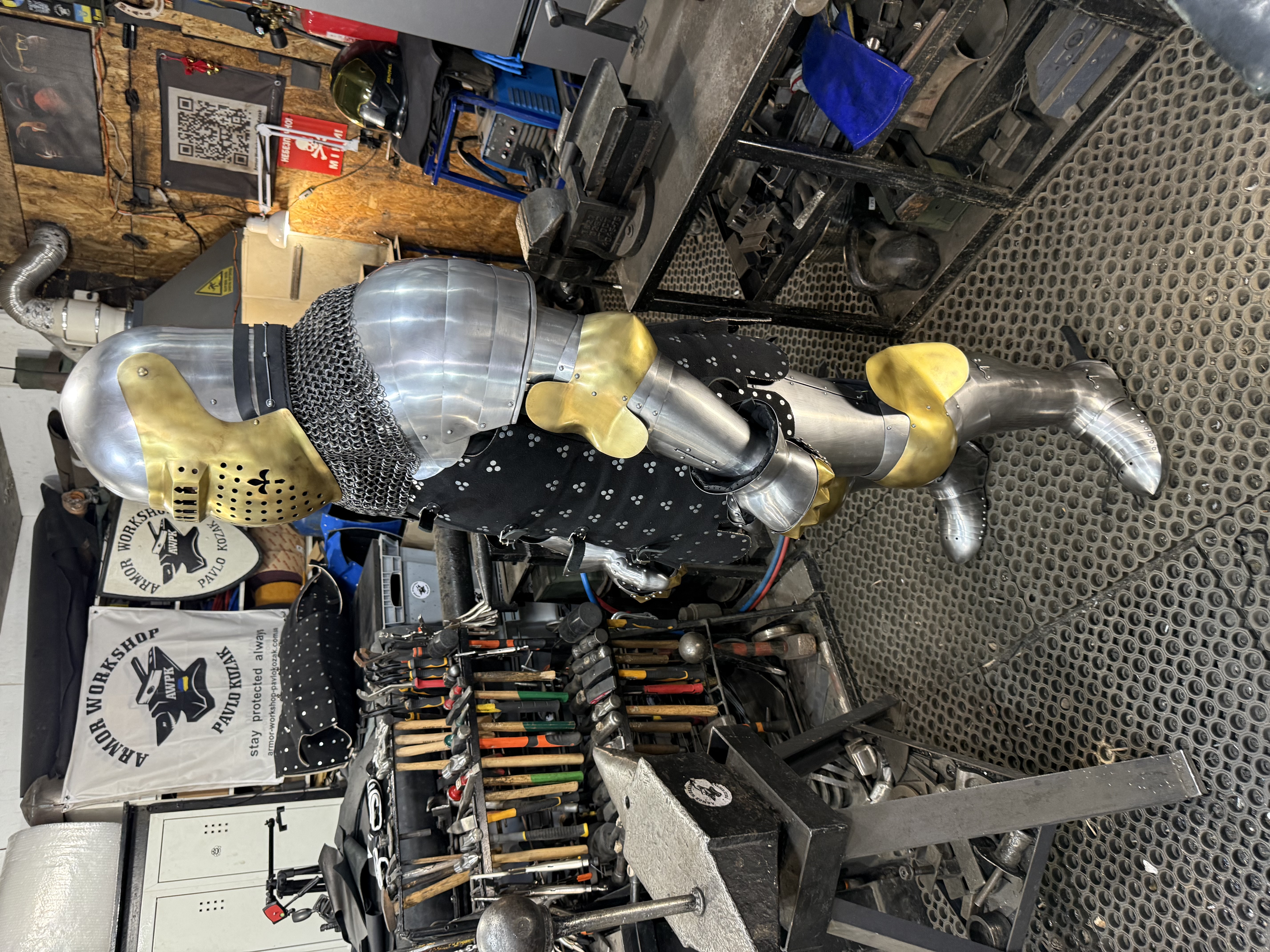 Full armor set “brass style”