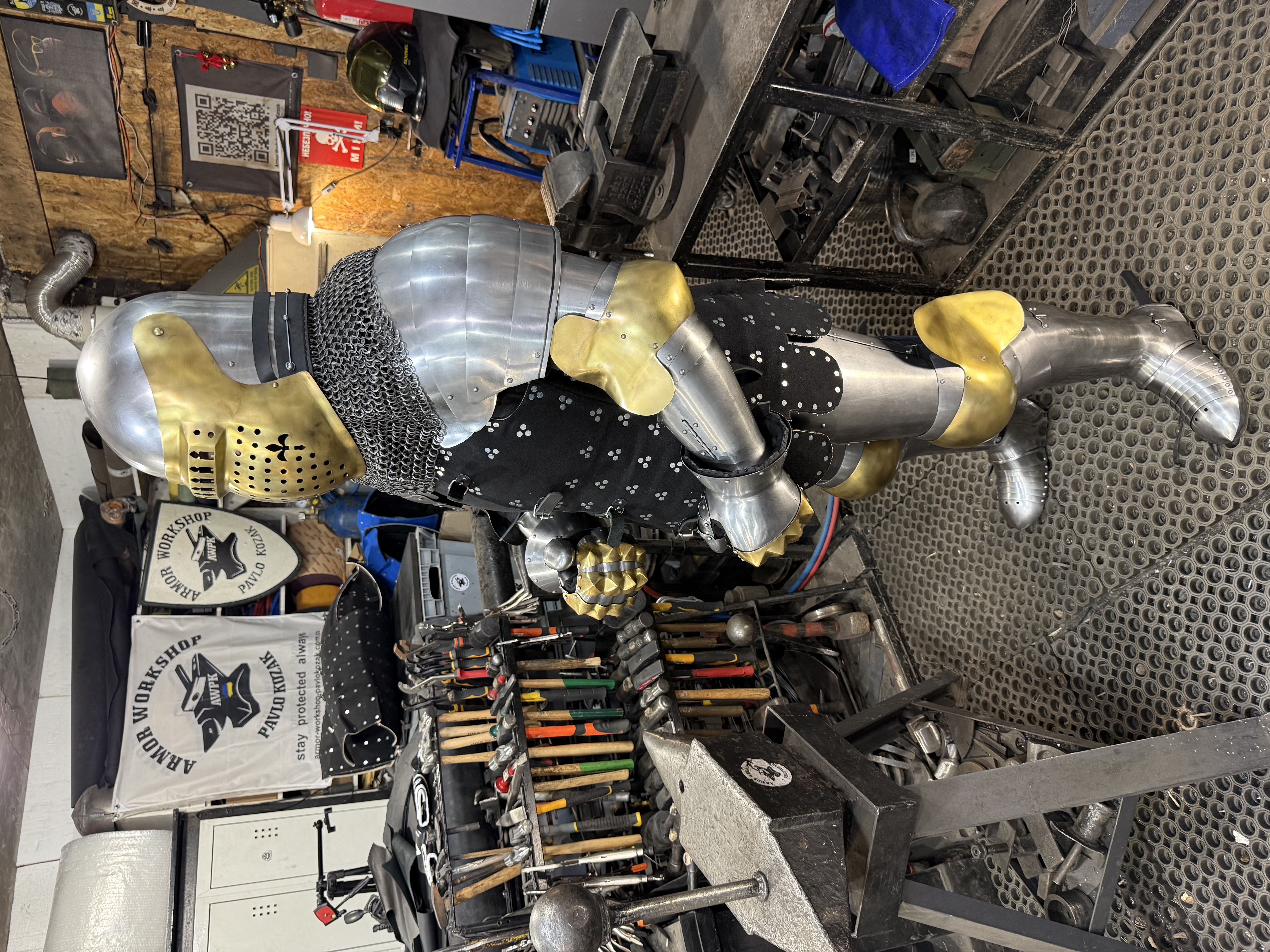 Full armor set “brass style”